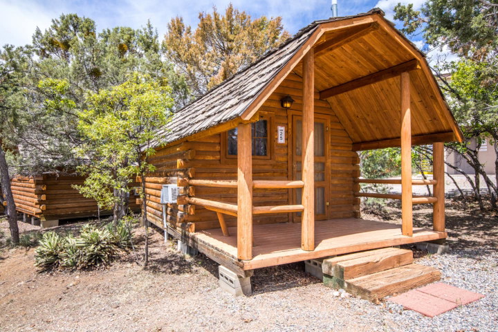 Rustic Cabin (Sleeps 2) - Durango