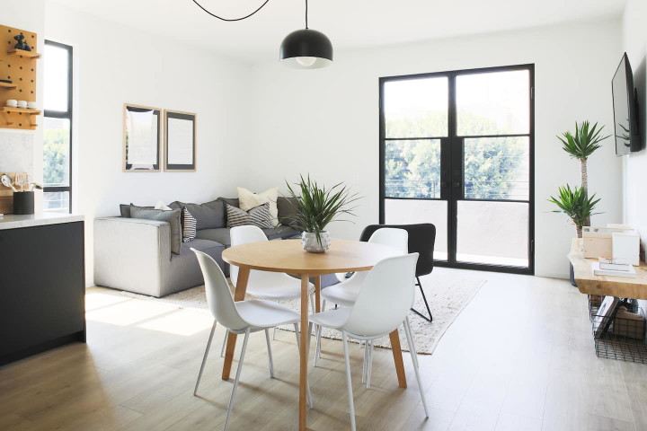 Modern & Spacious Apartment In Los Angeles - Hollywood, CA