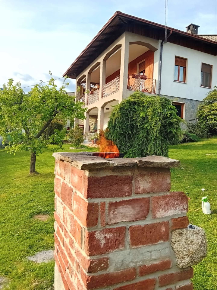 Maison Du Sourire (Codice Cir 096088-aff-00005). - Pila