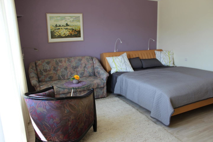 Charmante, Moderne, Ruhige Wohnung - Jestetten