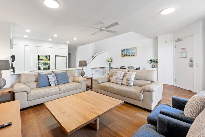 Diamond Beach Resort 4 Bedroom Penthouse #80 - Broadbeach