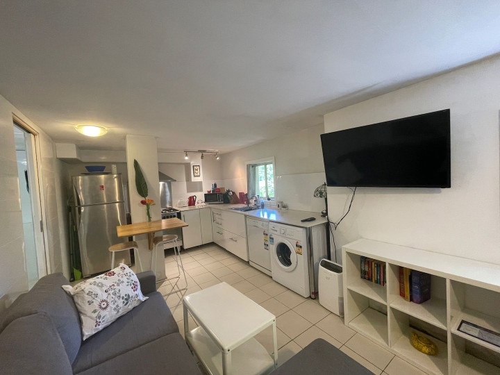 Completely Private And Independent Studio - Sydney