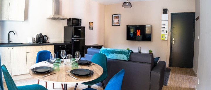 Nice Air-conditioned Apartment 300 M From The Roman Theater - Orange, France