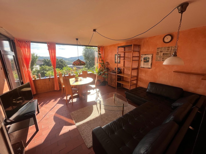 Cozy Apartment Overlooking The Taunus - Wiesbaden