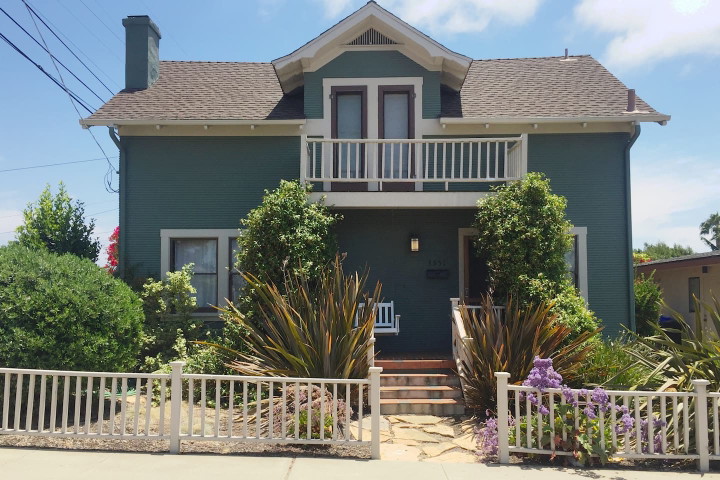 Family-friendly, 3 Br Charming Home - San Diego, CA