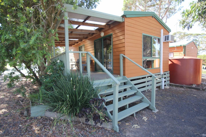 Standard Cabin (Sleeps 6) - Cowes
