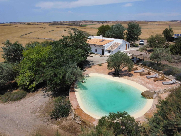 Natural Oasis Of The Bardenas Reales - Castejón