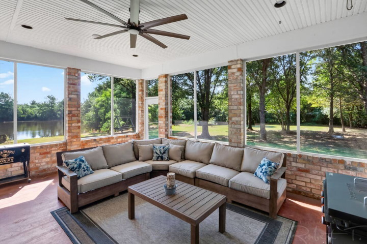 Whispering Oaks Hideaway - Folsom, LA