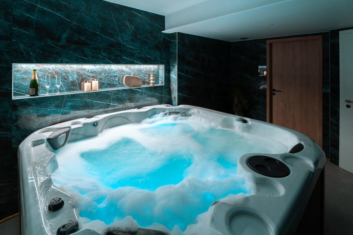 La Ruine Private Hot Tub Wine Route 10 People - Colmar