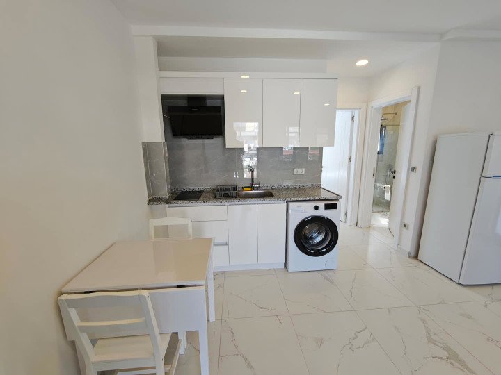 1+1 Apartment Located 950 Meters From The Beach - Çamyuva