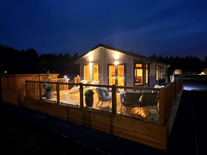 Lodge-sdb Privée-with Hot Tub-classique-vue Sur La - Angleterre