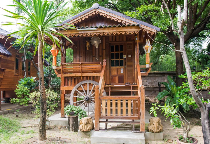 Wood House - Peacock Rooom - 방콕