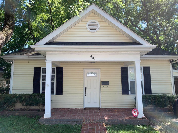The Cottage On W Main - Newburgh, IN