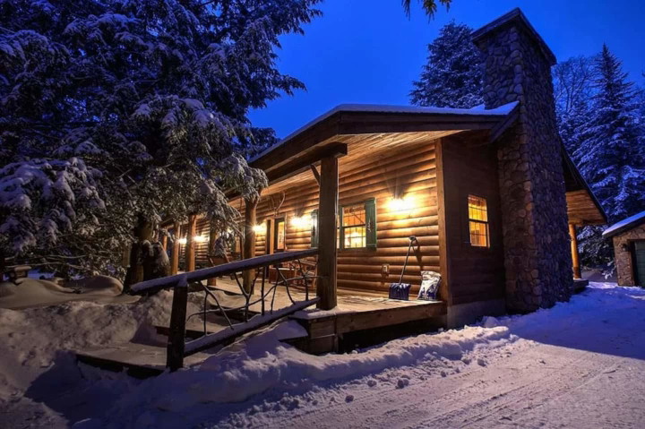 Charming Adirondack Log Cabin Private Beach Access To Mirror Lake - Lake Placid, NY