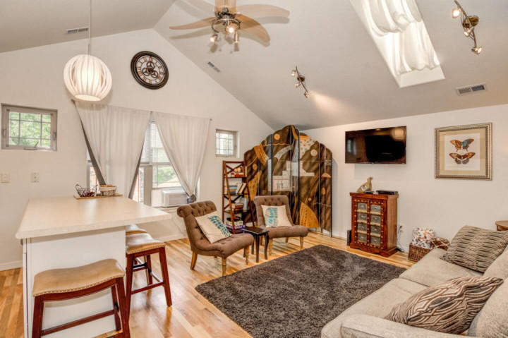Old Colorado City Loft Style Apartment - Colorado Springs, CO