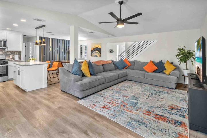 Lackland Afb Family | Sleeps 15 · Games · Big Yard - San Antonio, TX