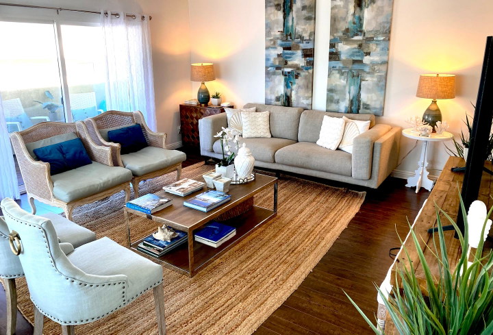 Gorgeous 2 Bedroom Apartment Blocks From The Beach - Los Angeles