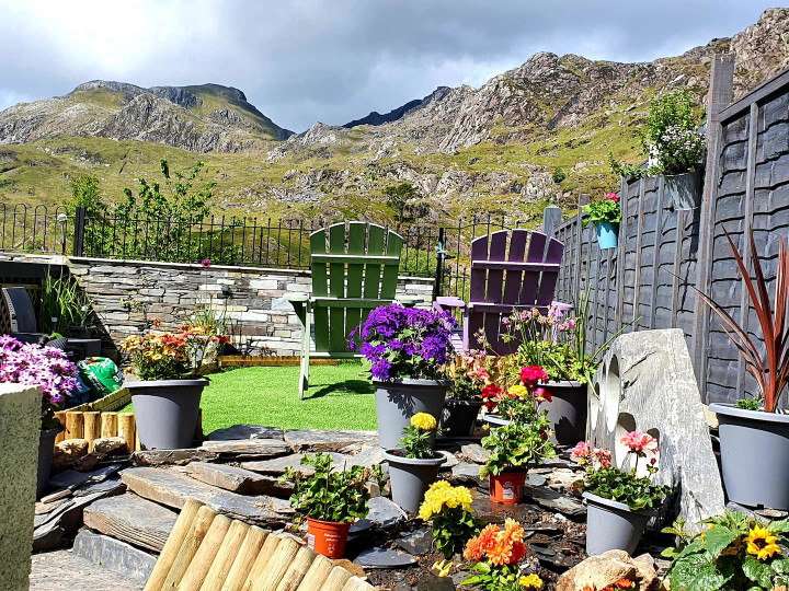 Mountain Location - Hike, Bike, Swim, Explore - Beddgelert