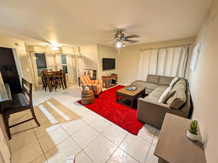 Oliver | 2br Gem In Paradise Valley - Phoenix, AZ