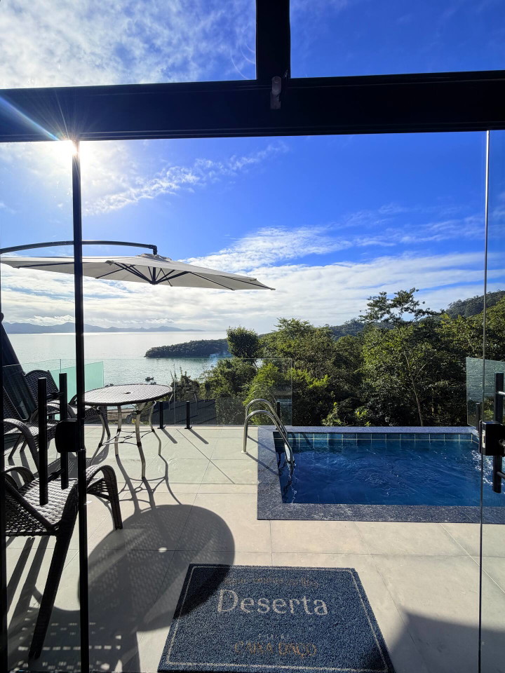 Chalé Vista Mar / Piscina Aquecida - Porto Belo