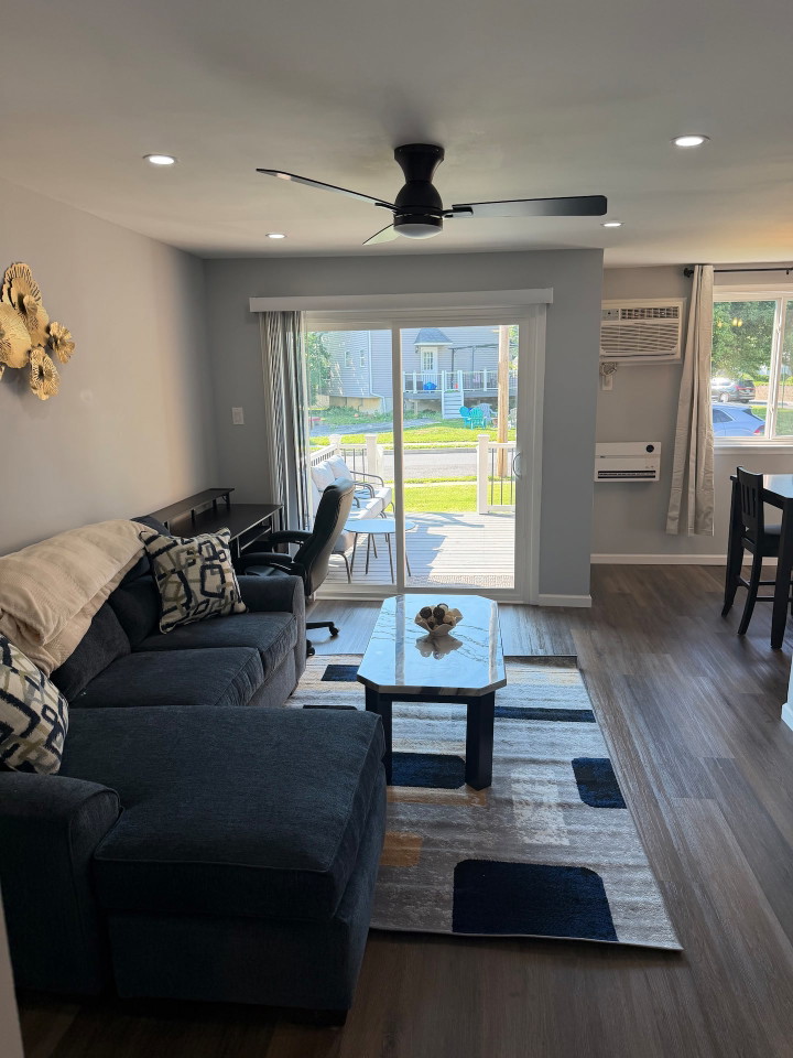 Urban Escape | 12 Mins From Phila Airport - Media, PA