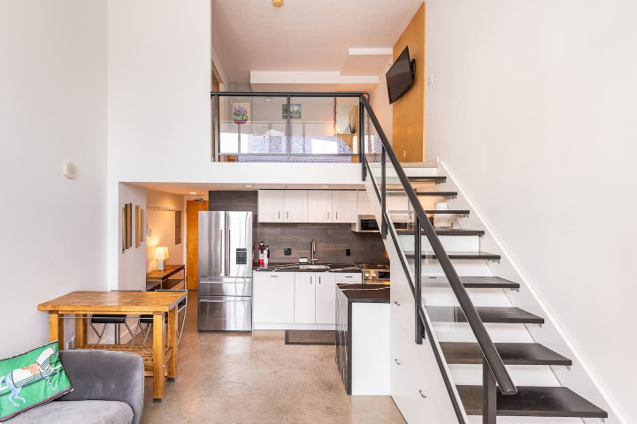 Beautiful Loft, In Heart Of Downtown Vancouver - Vancouver