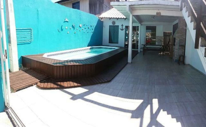 Casa Com Piscina Em Caiobá - Matinhos