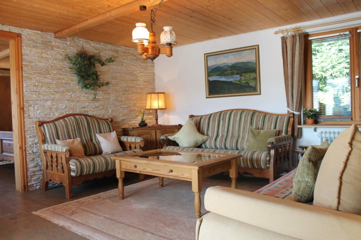 Ferienwohnung "Vogelnest" Mit Terrasse - Titisee-Neustadt