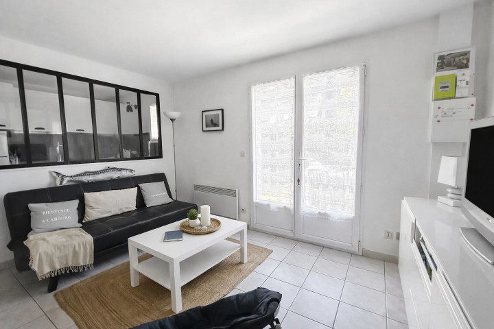 Family Home, Swimming Pool, Beach Within Walking Distance - Cabourg