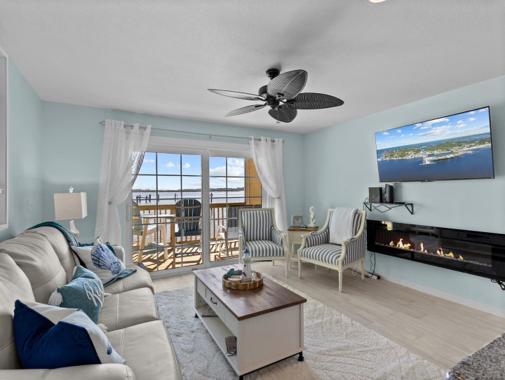 Island Place 110 Beautiful Gulf Views W/ Pool! - Cedar Key, FL