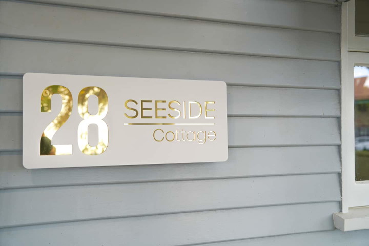 Seeside Cottage · Bargara Beach · Sleeps 6 + Pets - Bargara