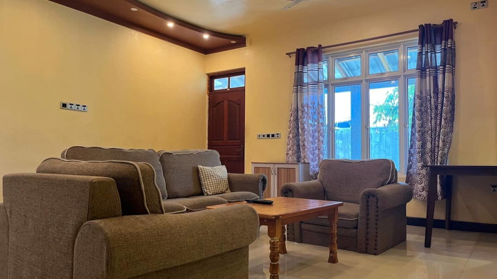 Comfy Beachside House - Maldives
