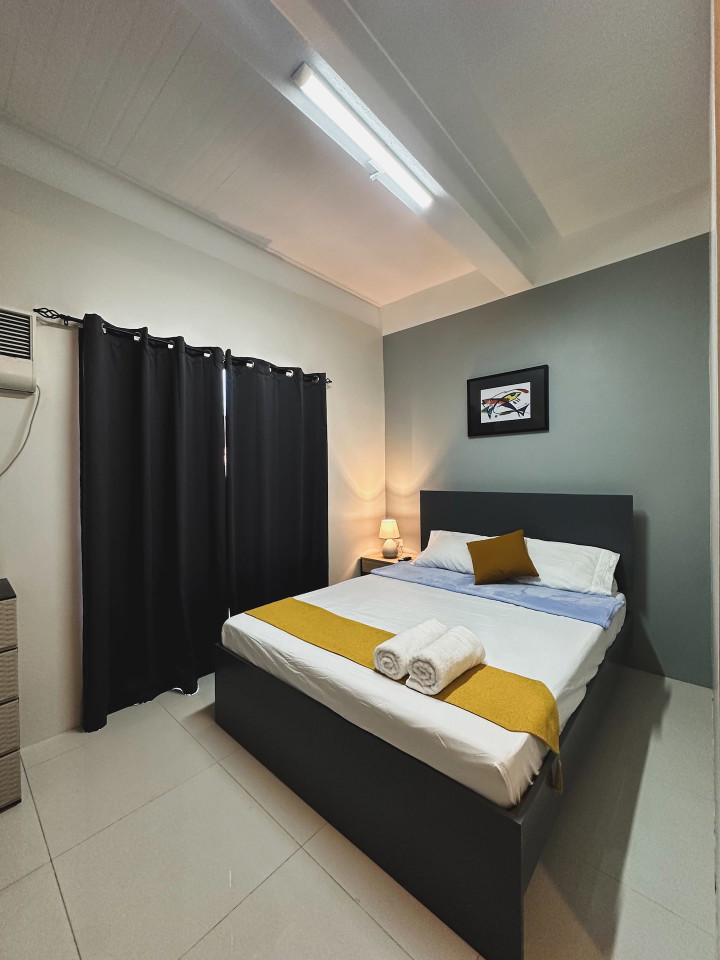 Sergio's Inn & Suites - Rm 7 (Queen Bed) 2nd Flr - Cebu