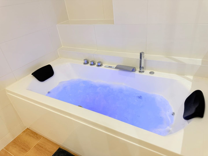 Jacuzzi Privé Netflix Wi-fi Parking Gratuit - Puy-de-Dome