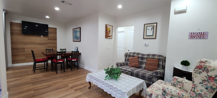 #2 Bright, Spacious 2br Home Near Disneyland - Irvine, CA