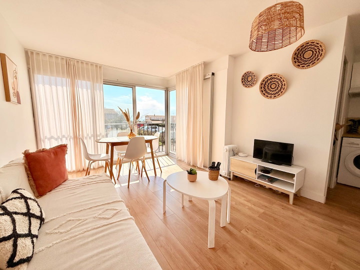 La Croisette - Sea View - Air Conditioning & Natural Light - Agde
