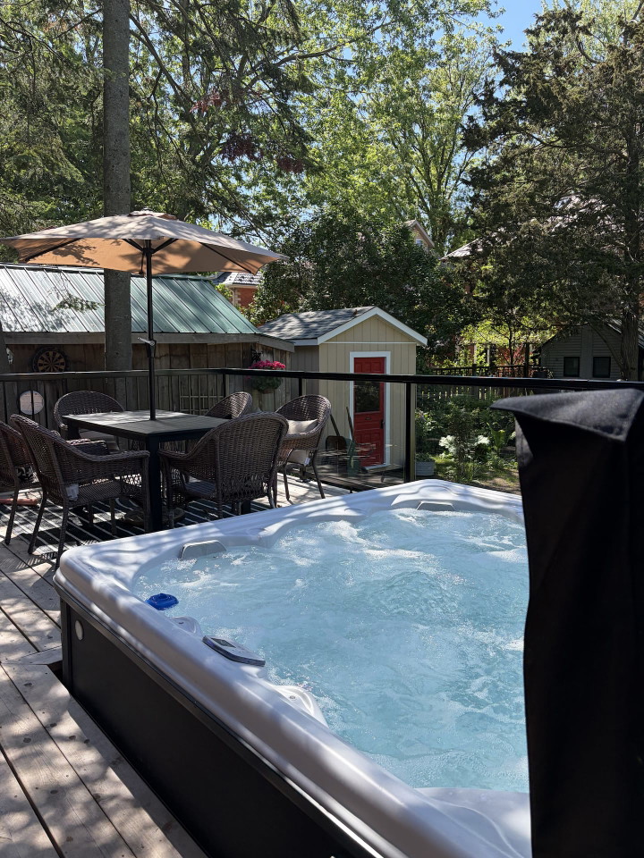 Robins Nest Retreat - Guelph