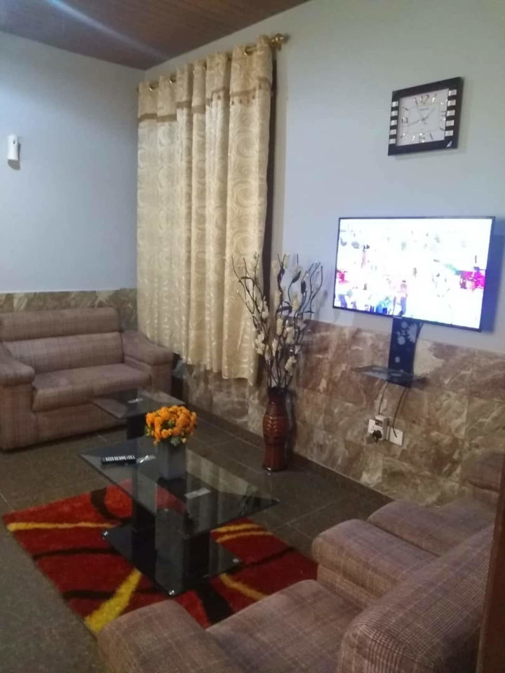 Serenity Pristine Guesthouse No. 3 (Downstairs) - Ghana