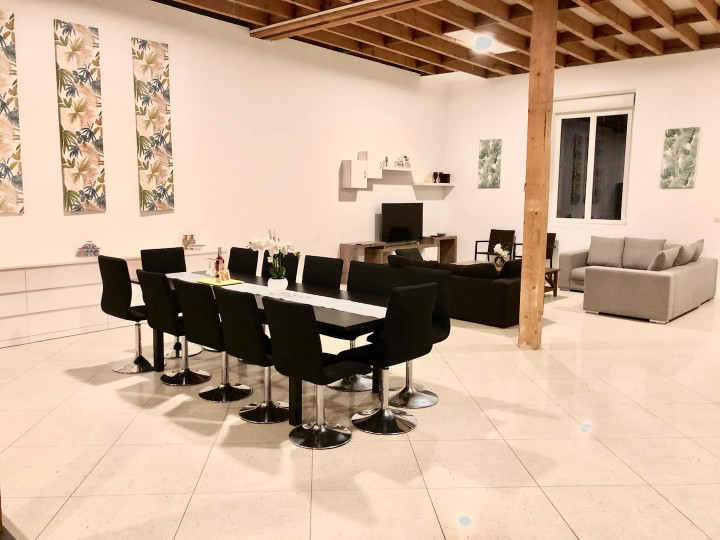 Maison Loft De 210m2 Avec Salon Spacieux De 125m2 - Essonne