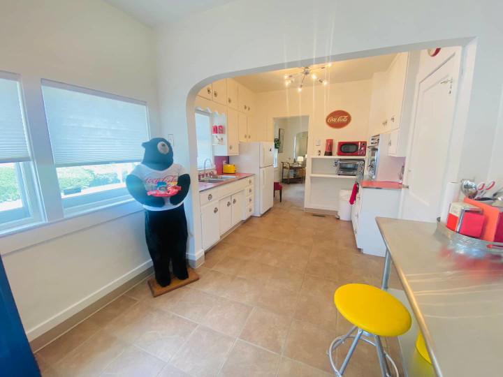 Mcm Bungalow / Sleeps 5/ Centrally Located - Fort Wayne, IN