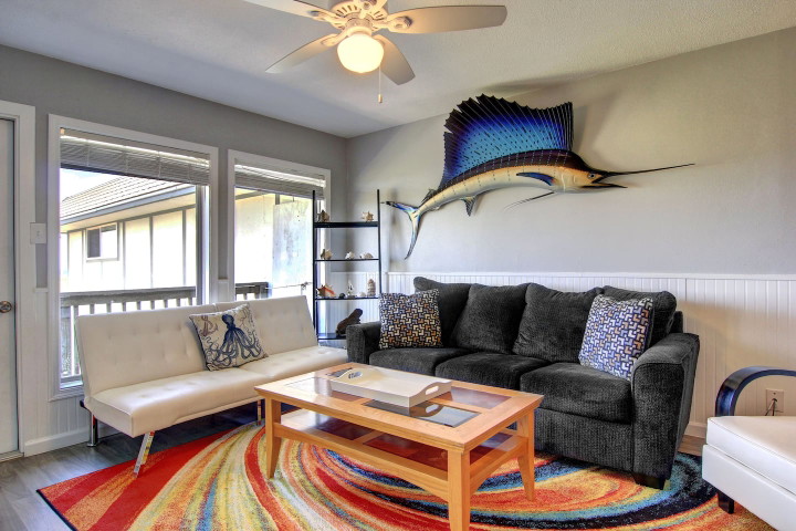 Great Views, Heated Pool, Boardwalk To The Beach! - Port Aransas, TX