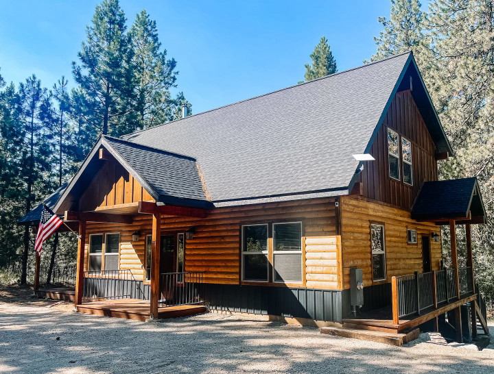 Ponderosa Pine Cabin - Lake Cascade, ID