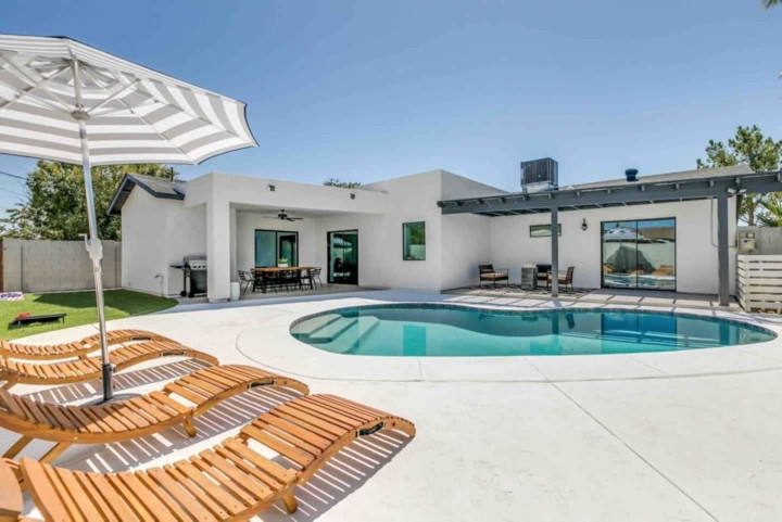 Luxurious Old Town Remodel Home W/ Heated Pool - Scottsdale, AZ