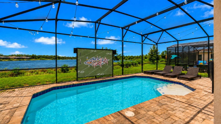Lakefront Villa With Pool At Balmoral Resort - Davenport, FL