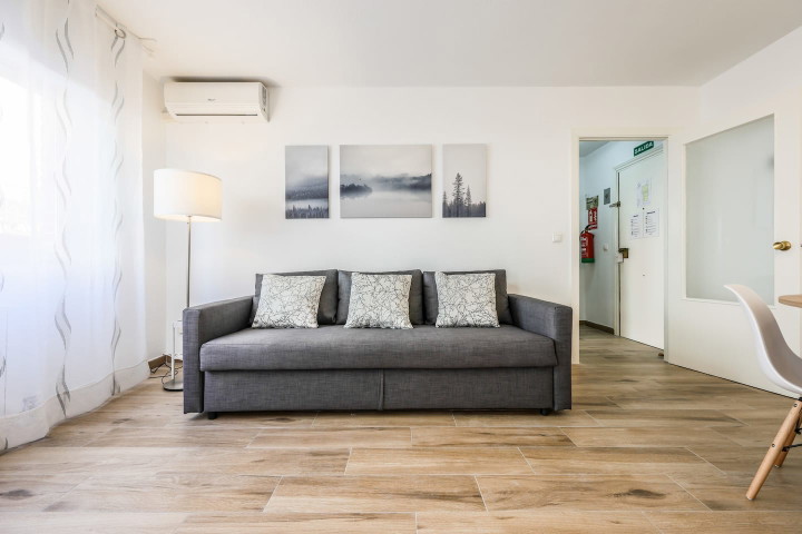 Family-friendly Stay Near Madrid - Alcobendas