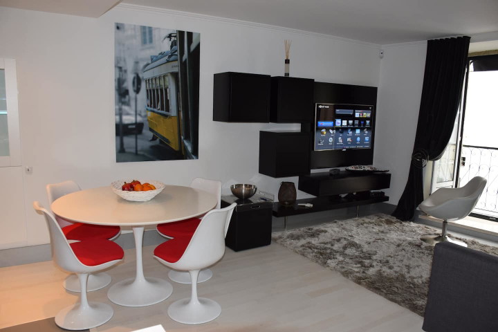 Best Location, Modern Apt - Chiado - Lisbon