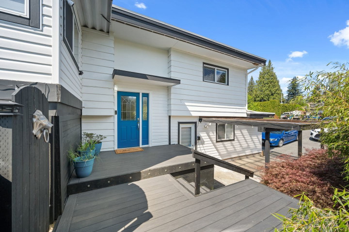 Luxury 3br Retreat | Hot Tub, Fire Pit & 4 Beds - Abbotsford