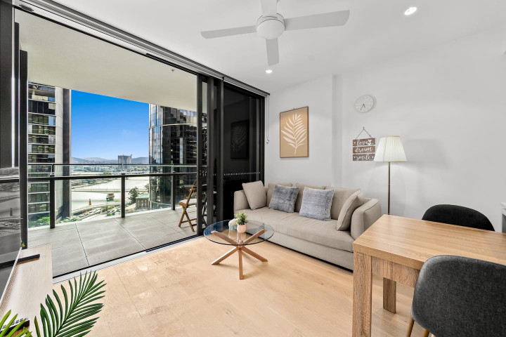 Queens Wharf - Beautiful 13th Floor Executive Apt - Brisbane