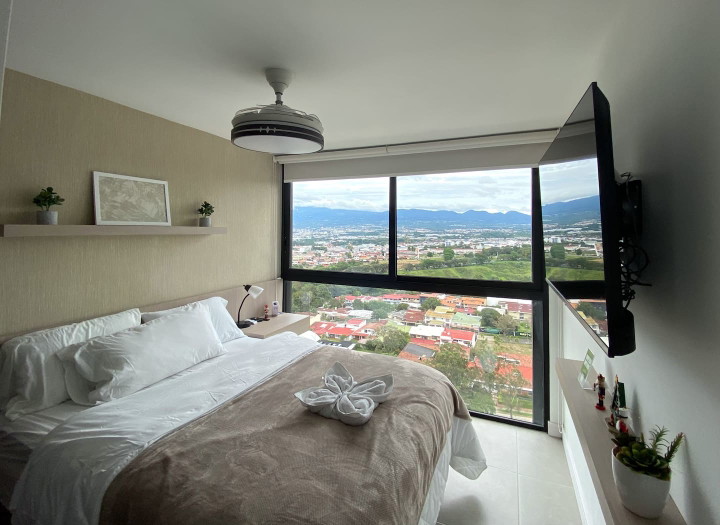 Skygarden Nest | 18th Floor A/c Queen+sofa - San José