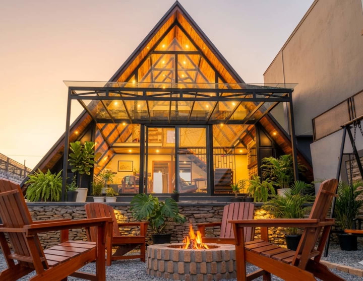 Hilltop Villa W/ Private Pool | 15 Min To Lakeside - Pokhara